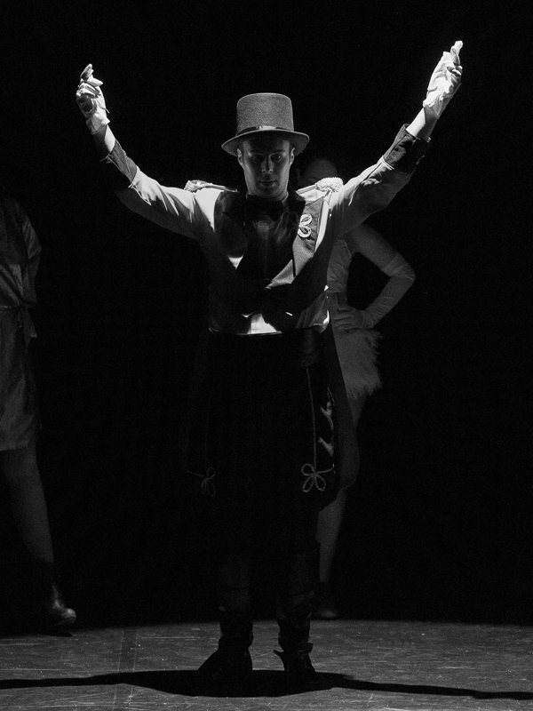 Spectacles - Christophe Borne